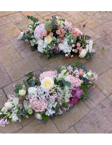 Pastel elongated funeral arrangement